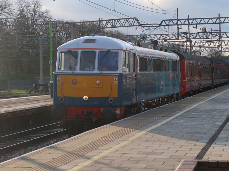 Kettlex’s get the decent modern traction, March 2024 – Leighton Lists